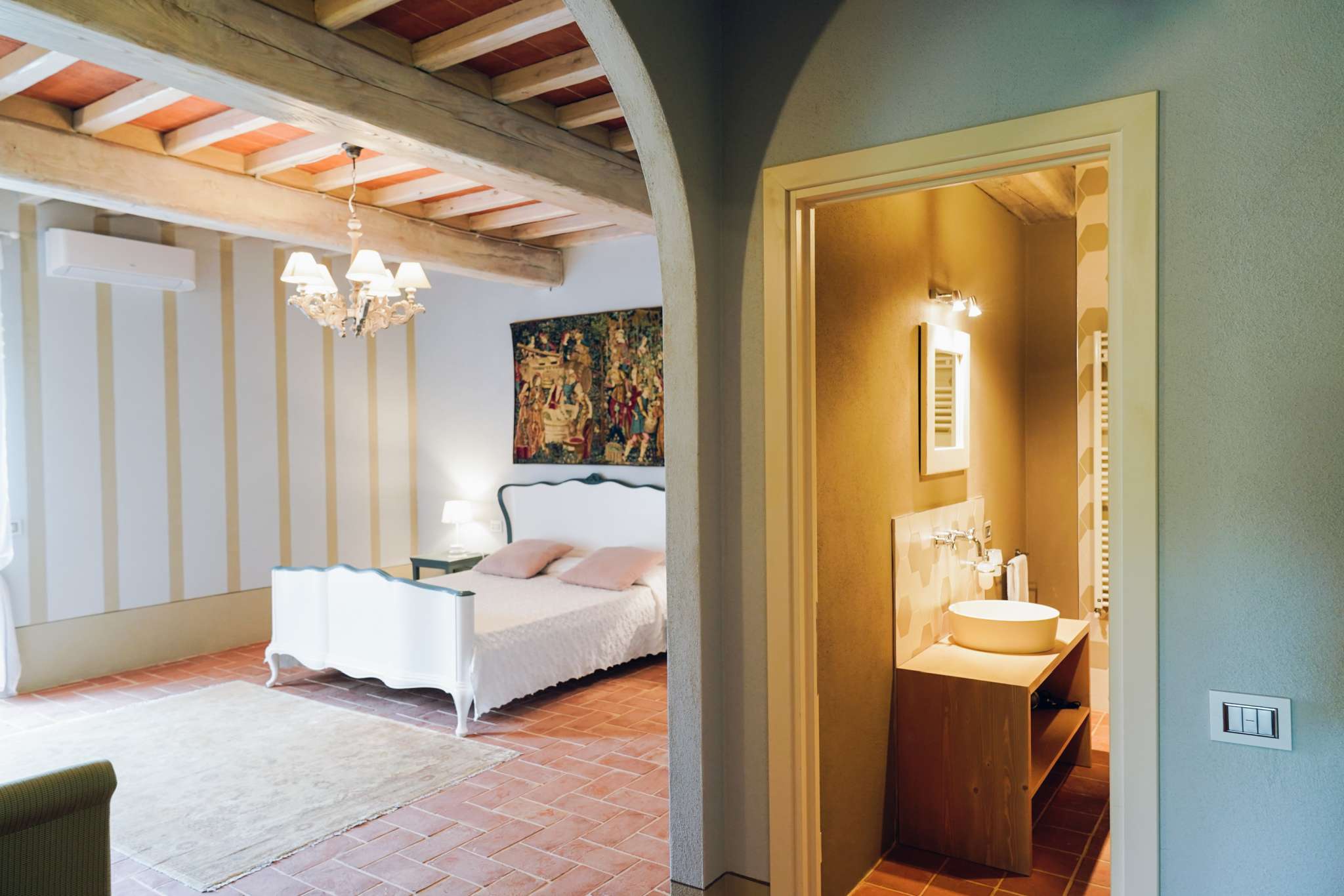 Apartments - La Casa - Agriturismo Tenuta di Rota a Reggello - Leccio ...